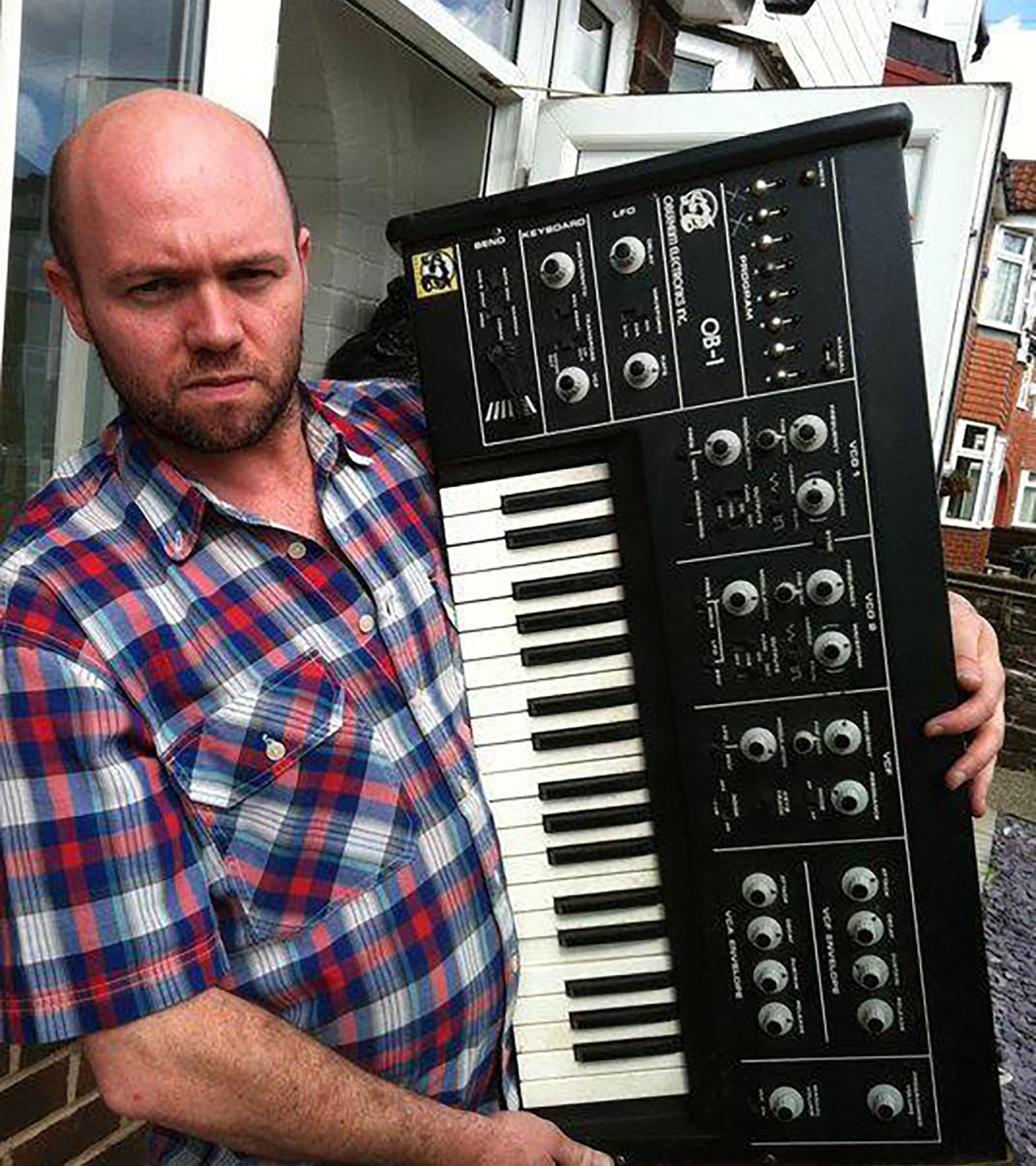 Mix 129 - DJ Absolutely-shit - The EDWIN Music Channel